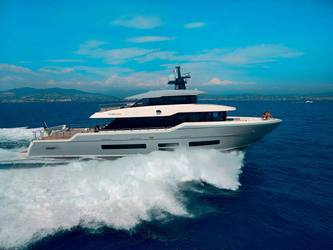 Oceanic Yachts 90 STS Review: The Birth of a New Genre - Yachts Croatia