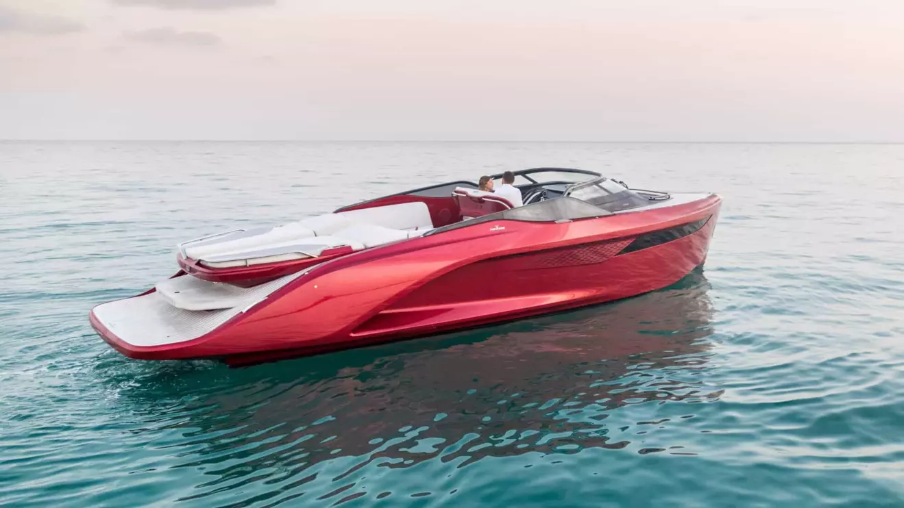 Princess R35 Review: Fast, Beautiful and Exciting - Yachts Croatia