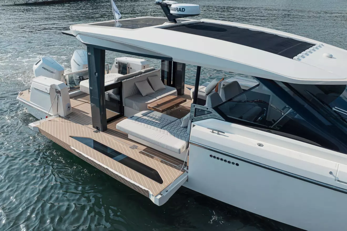 Saxdor 400 GTO Review: Serious Family Cruiser - Yachts Croatia
